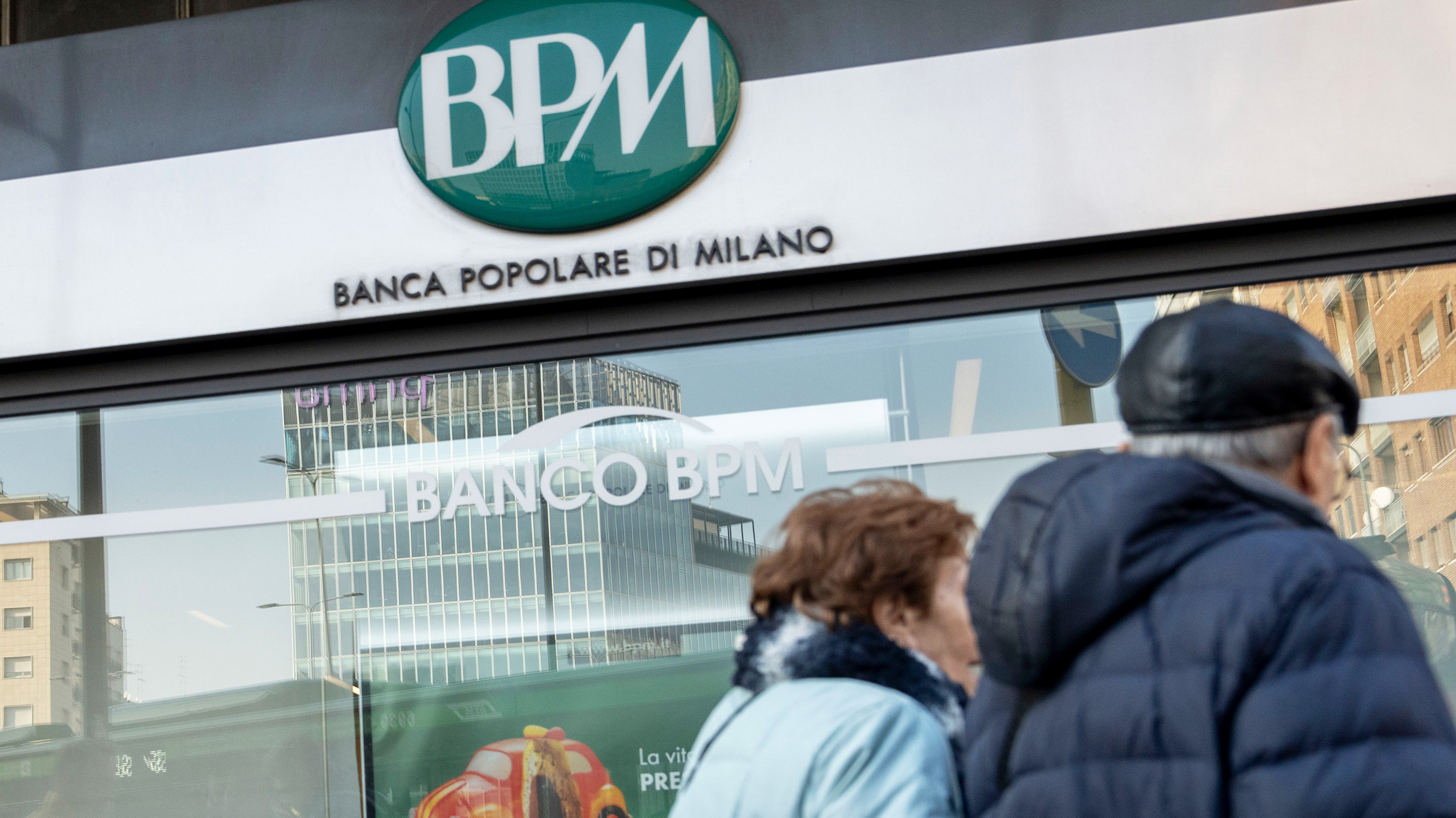 Bpm Banking Logo UniCredit Would Become Italy's Biggest Bank After