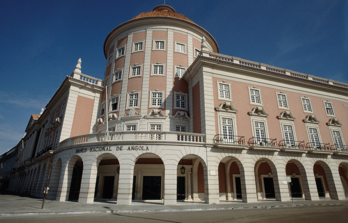 Portugese incumbents face competition for slice of growing Angolan ...